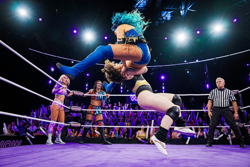 Island Girl Gallery - Women Of Wrestling